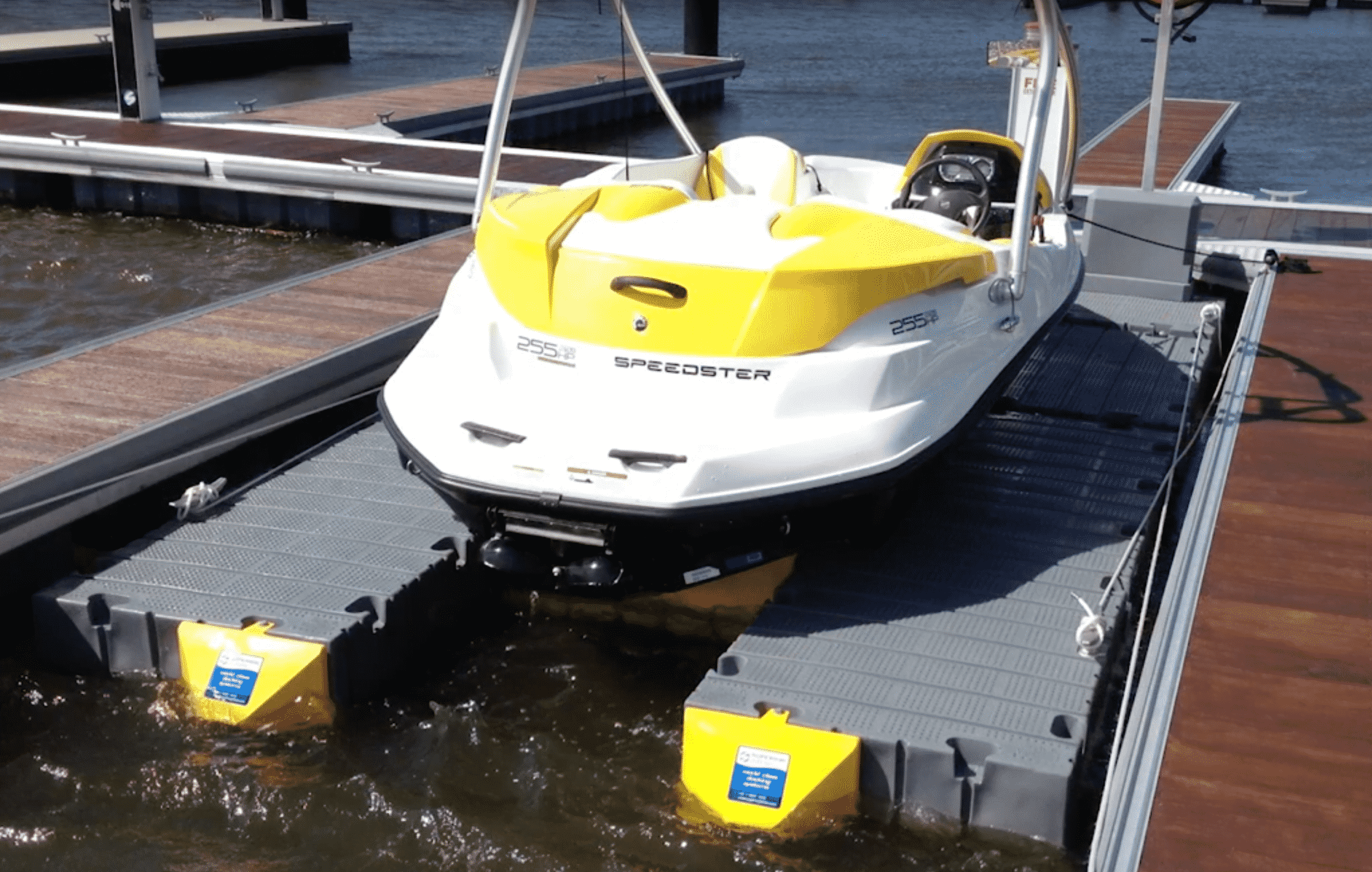 Superior's New Hydrolift D Series Control Box - Marine Structures